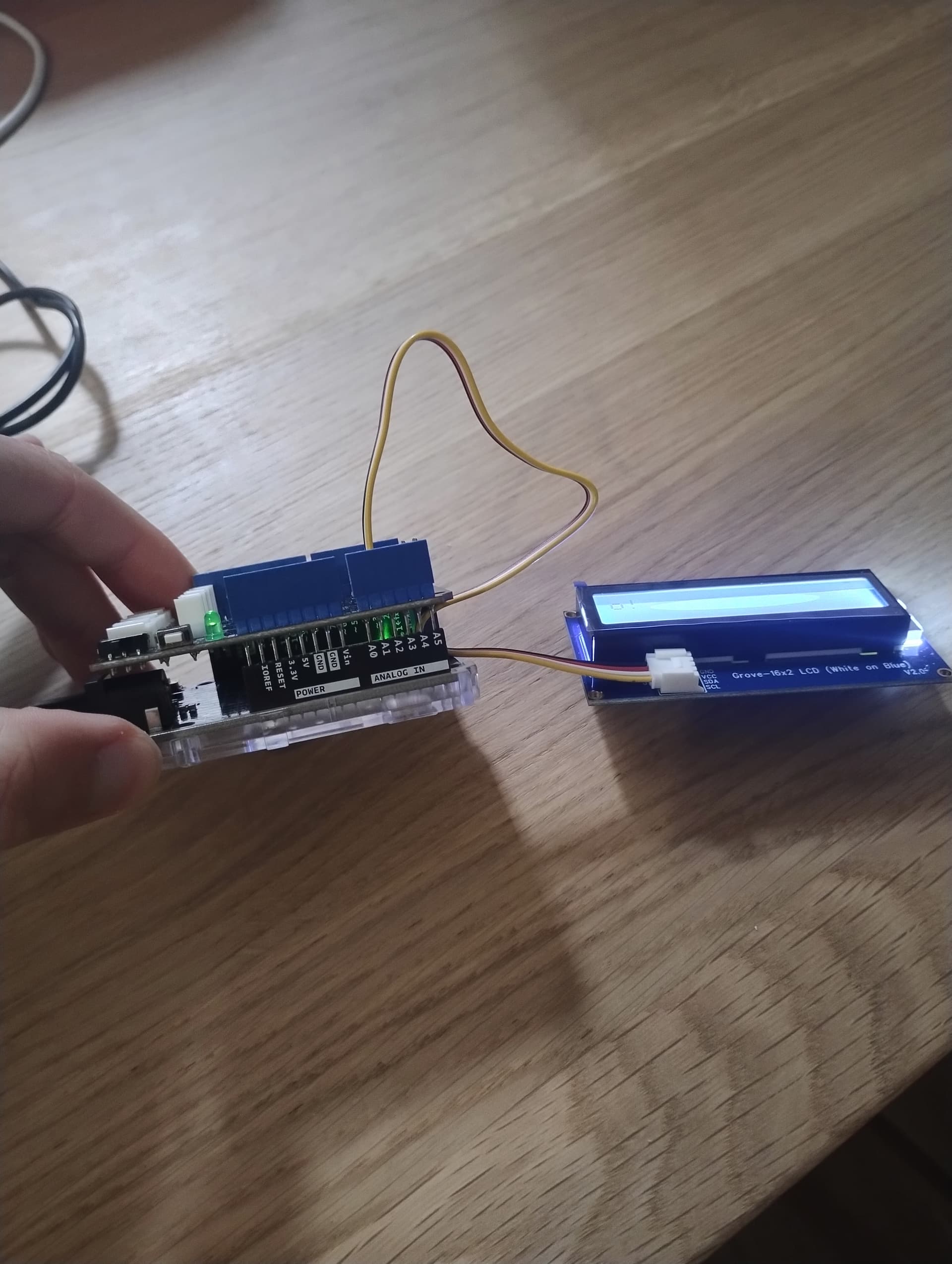 [RESOLU] Afficheur LCD grove 16*2 - problème de code - Français ...