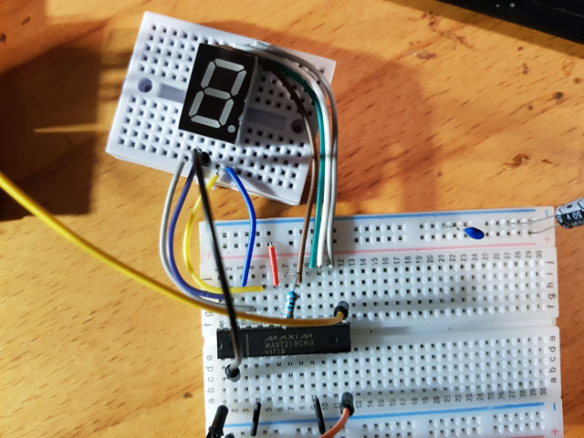 Why does 74hc595 work "better" without GRND (pin 8) grounded? - Page 2 ...