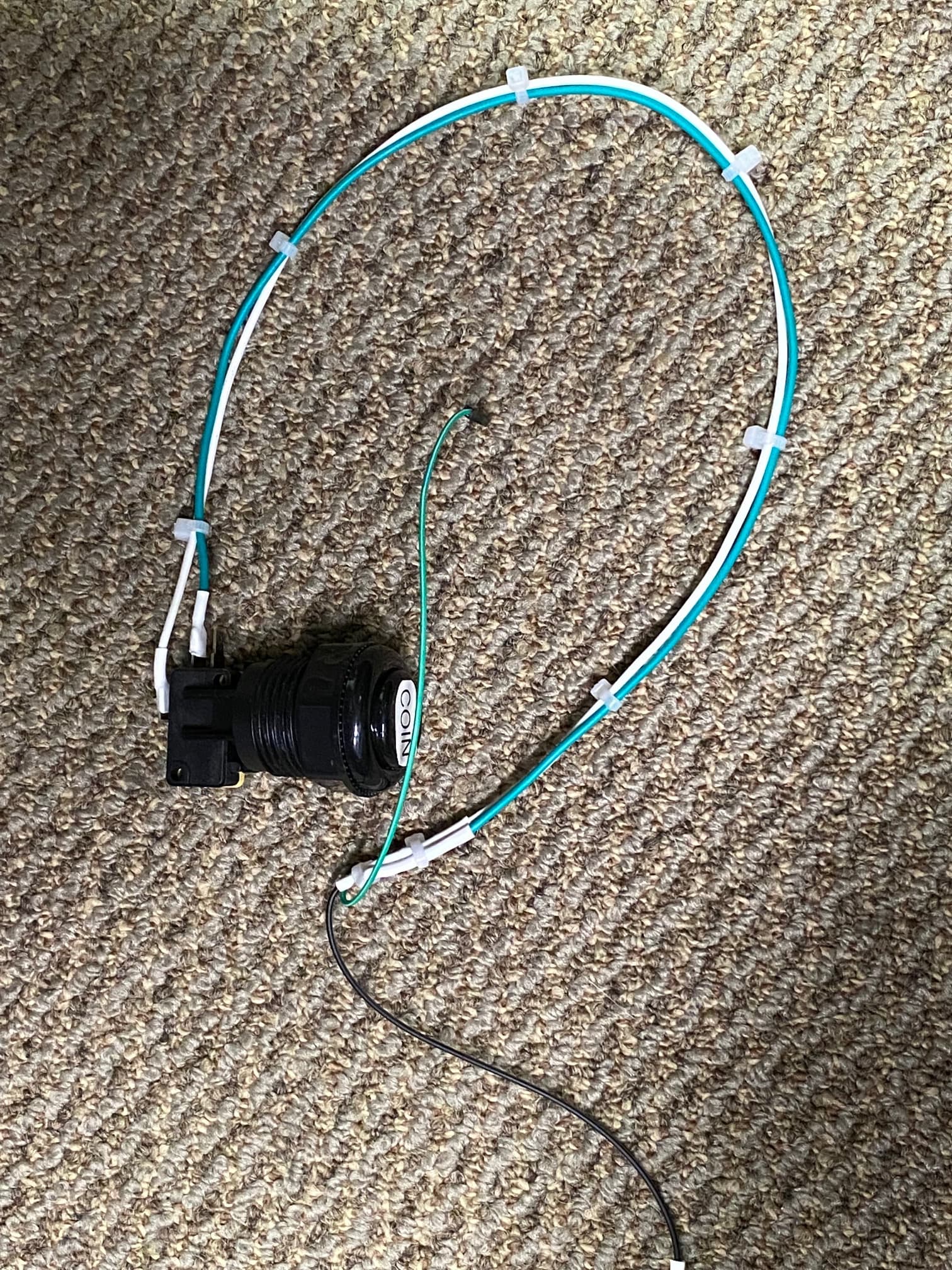 Controlling DC motors with Micro Switch for Arcade Claw Machine ...