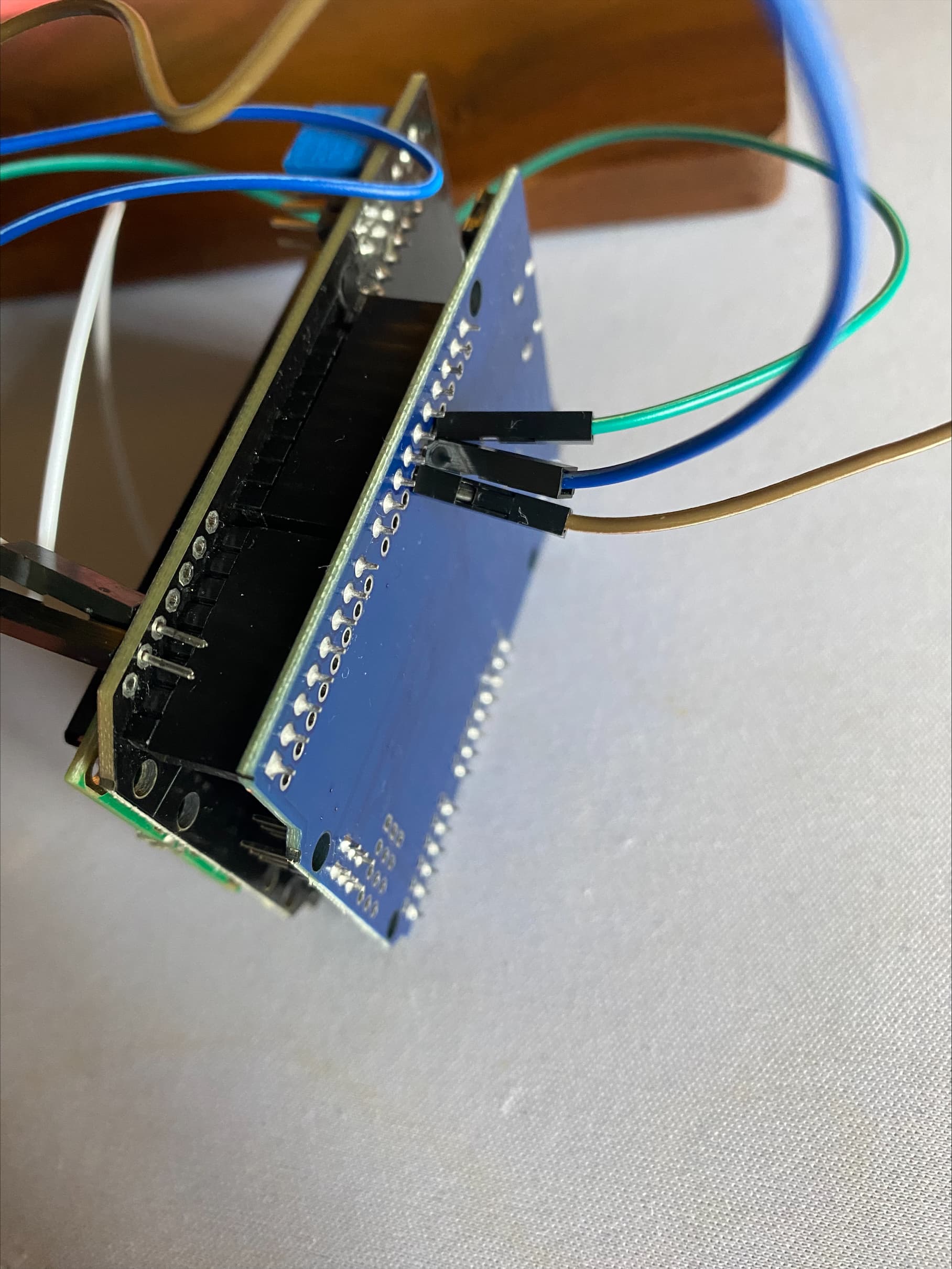 Connecting LCD Shield and nrf24l01+ transmitter on Arduino UNO - Displays - Arduino Forum