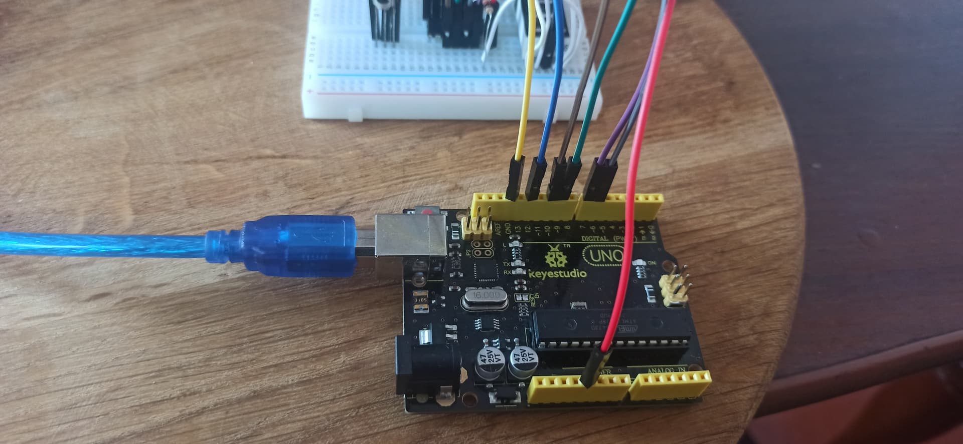 Adjusting brightness of 1-digit 7-segment indicator with 74HC595 - General Guidance - Arduino Forum