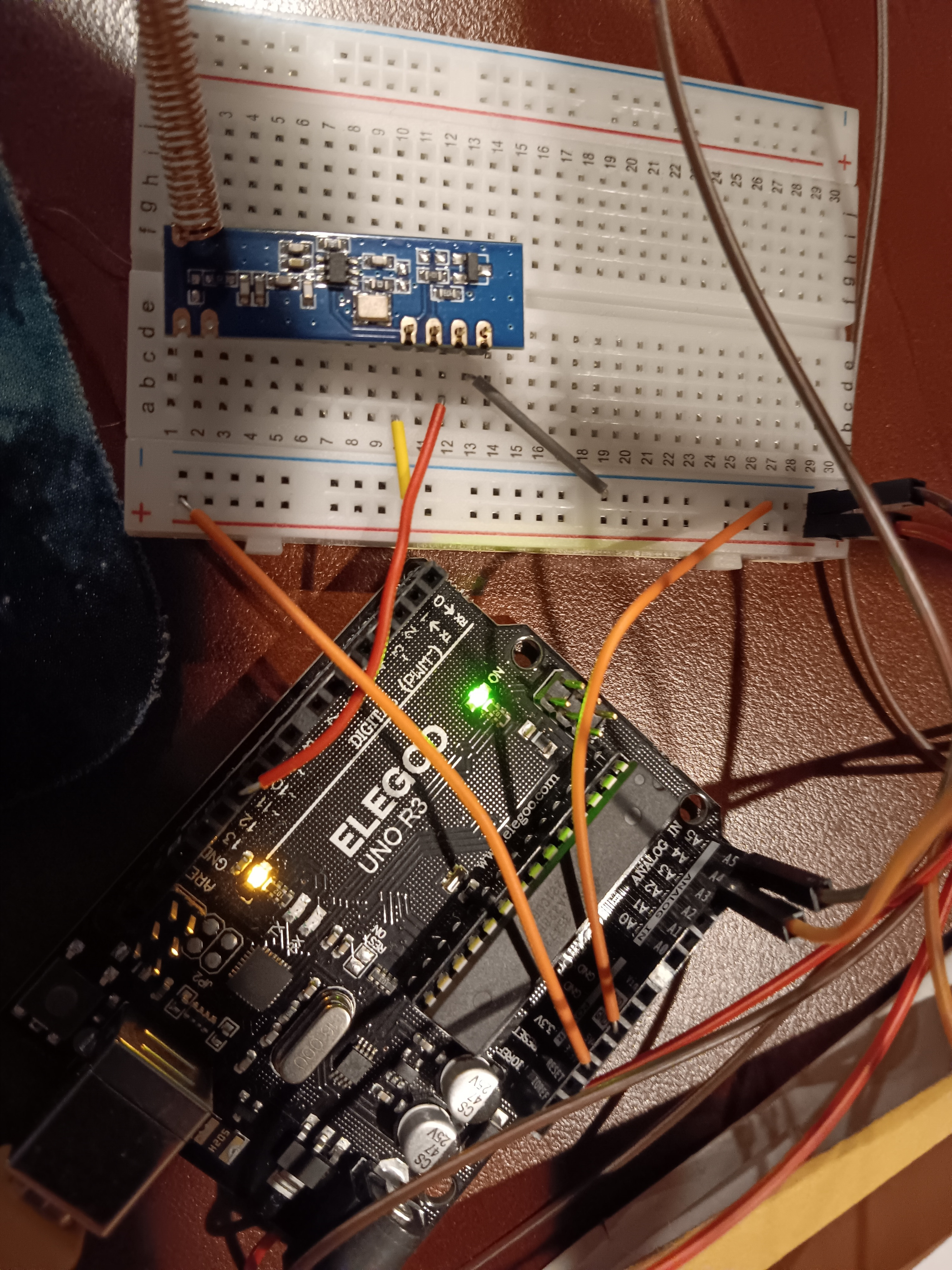 Transmitting/receiving sensor data over 433mhz, maybe buffer issues - Networking, Protocols, and ...