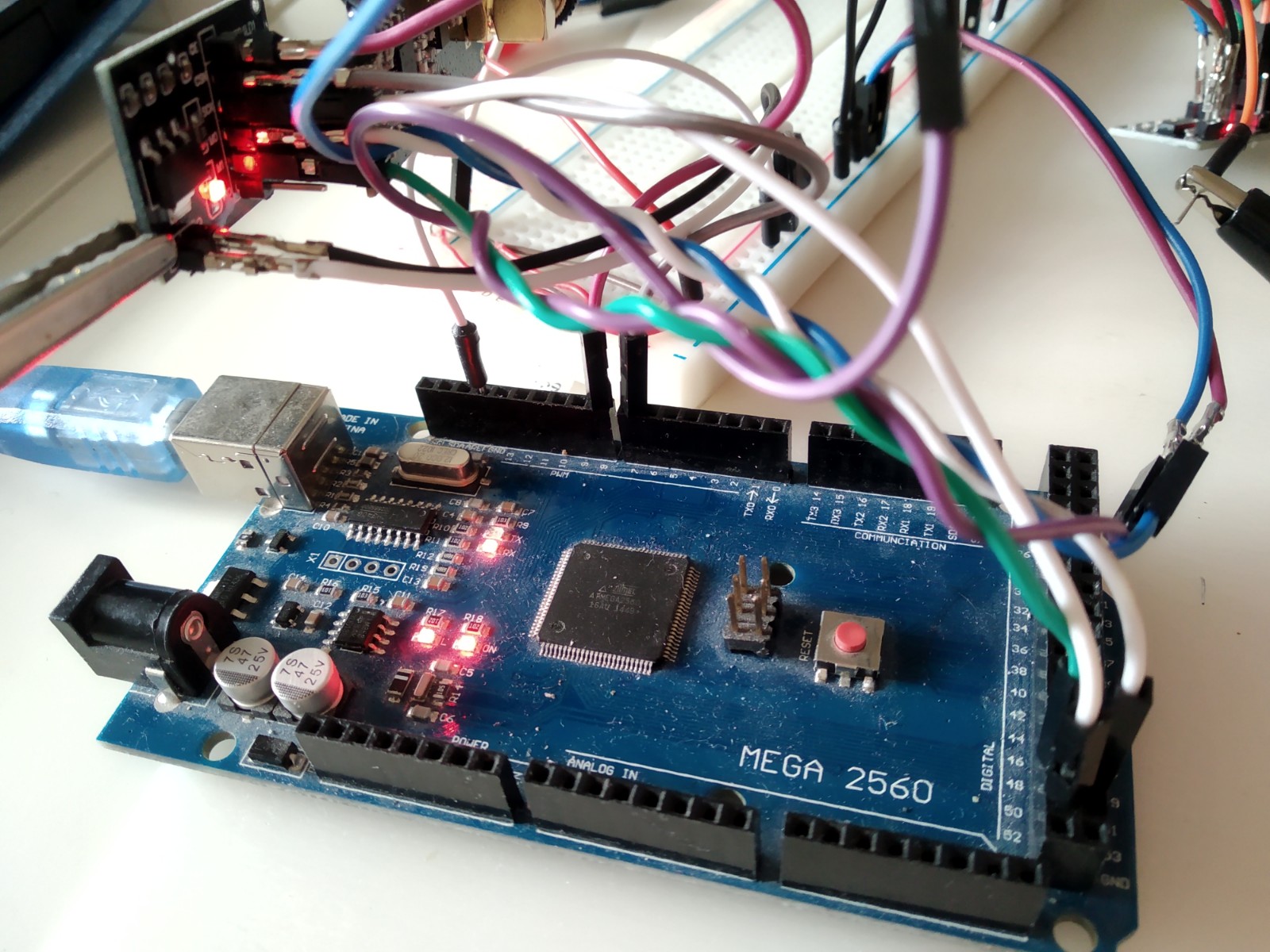 nrf24l01 - Doesn't work (i will reward you) - Networking, Protocols, and Devices - Arduino Forum