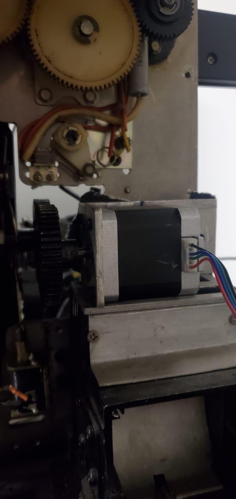 Hacking Film Projector - Programming - Arduino Forum