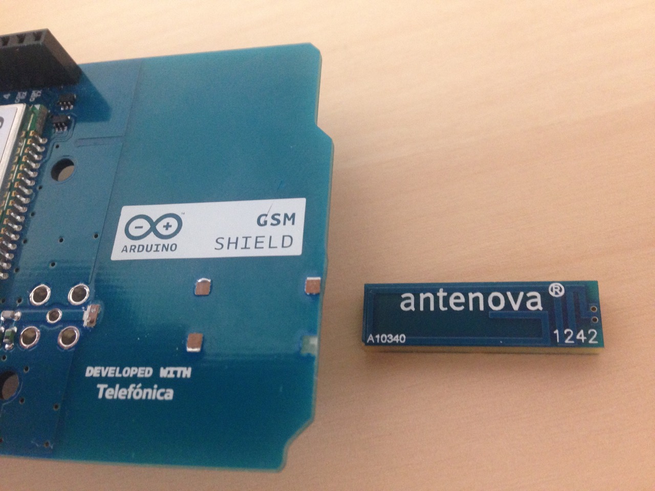 Arduino GSM V3 Antenova - Antenna broken off - General Electronics ...