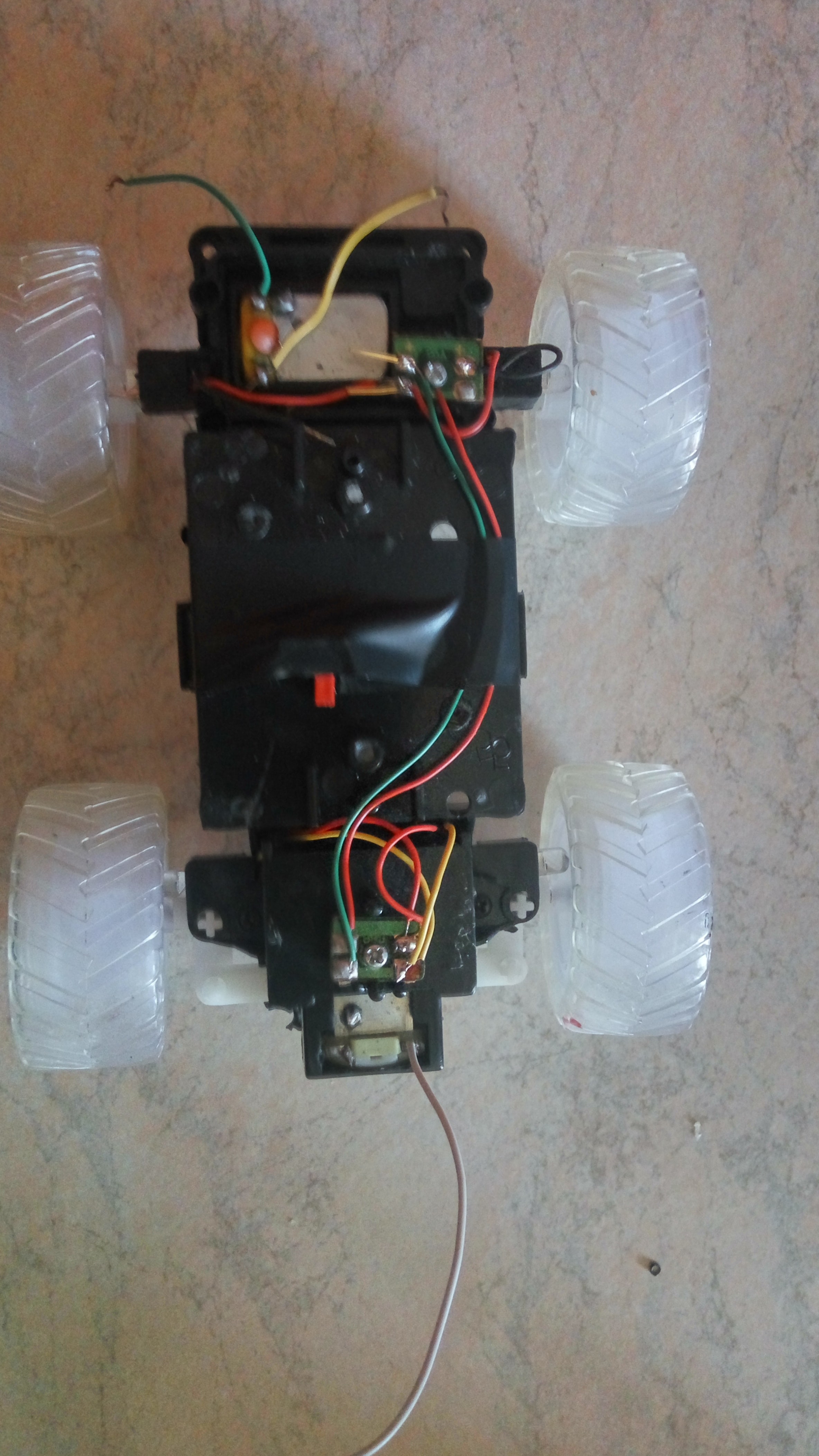 Arduino e macchina telecomandata[RISOLTO] - Generale - Arduino Forum