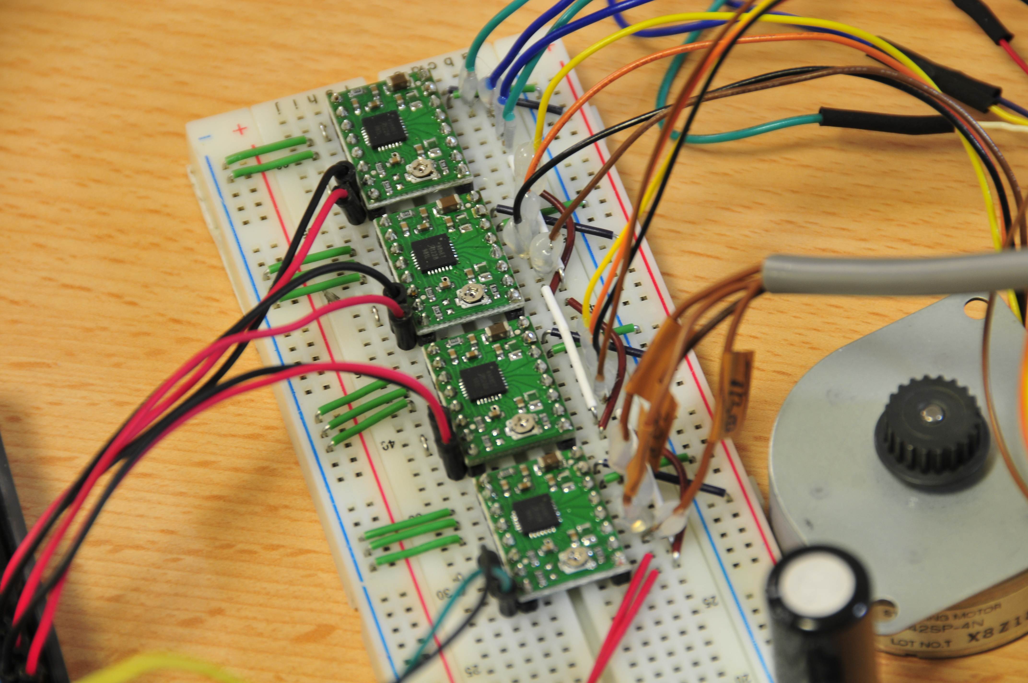 2 Stepper Moving Simultaneiously. - Motors, Mechanics, Power and CNC - Arduino Forum