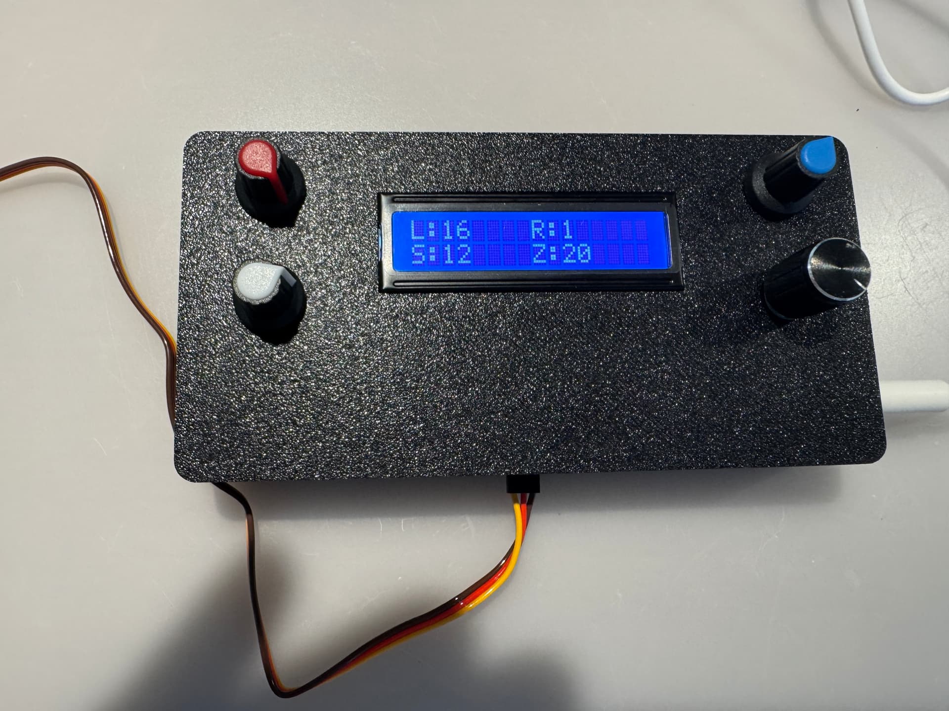 Sketch für Servo mit 3 Potis,Drehgeber & LCD; Verbesserungsvorschläge ...