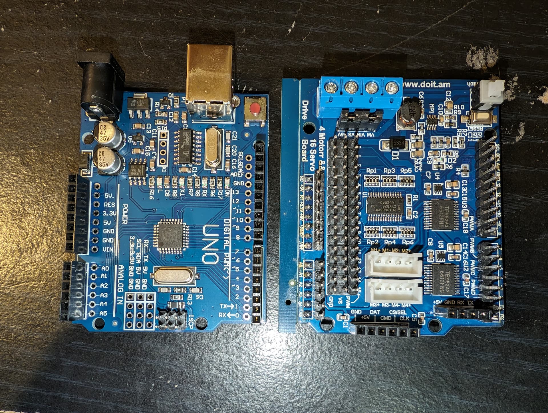 Connecting additional power supply makes all digitalRead values HIGH - General Electronics ...