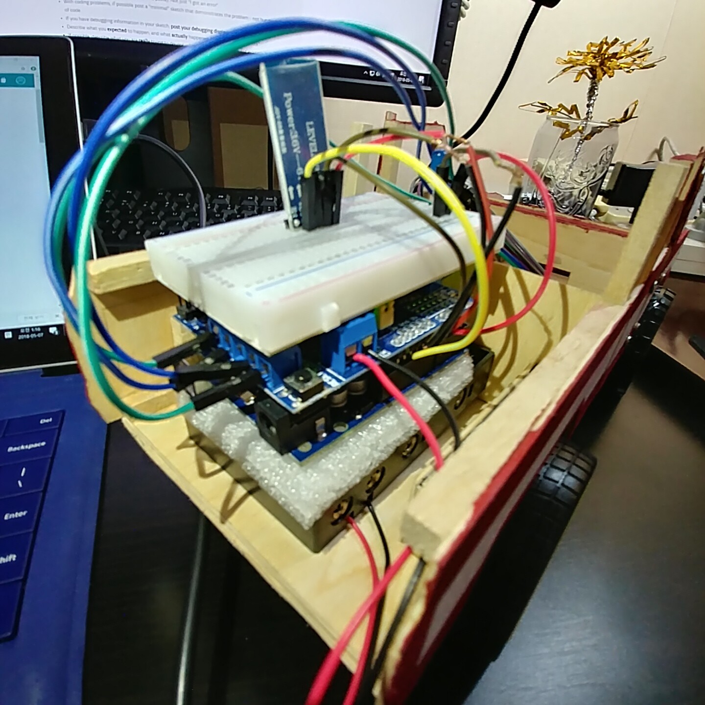 HC-05 sends endless println messages and does not respond - Programming - Arduino Forum