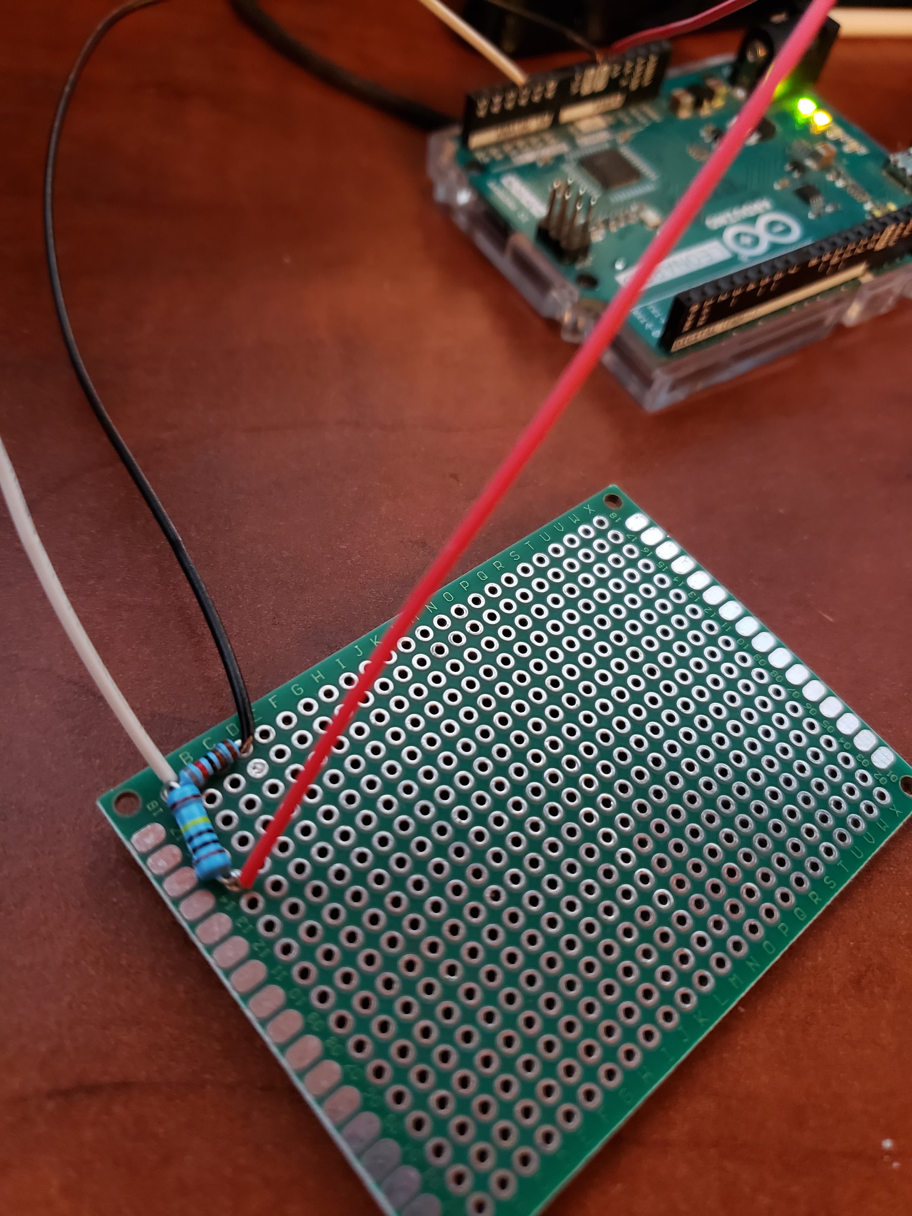 Skewed voltage divider readings - General Electronics - Arduino Forum
