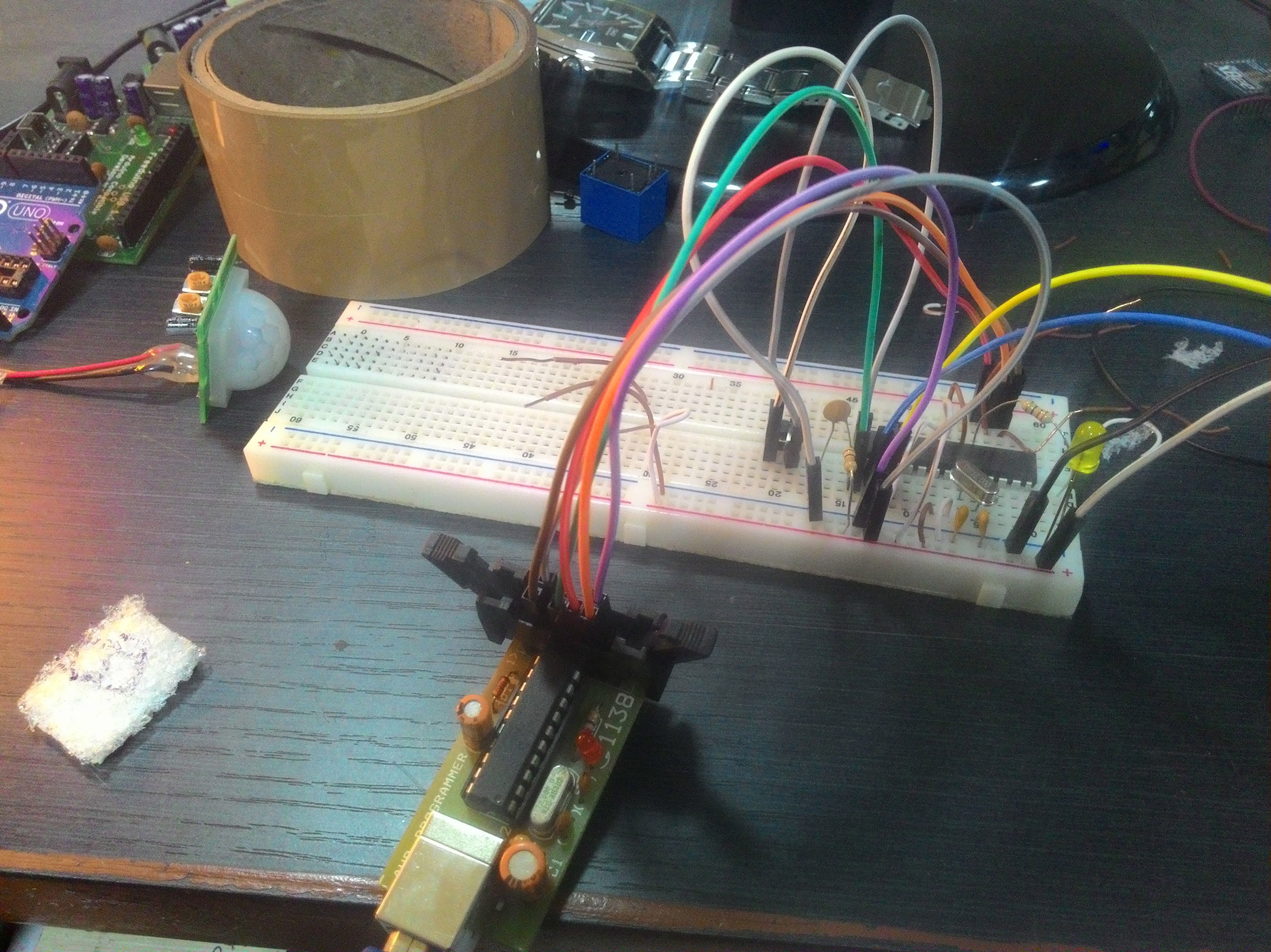 arduino in breadboard problem - Programming - Arduino Forum