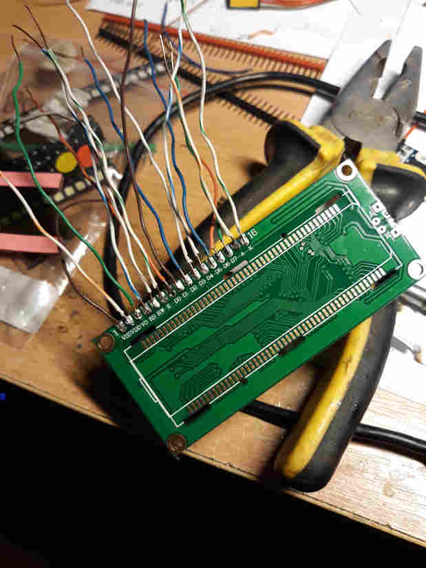 my old LCD 16x2, see only second line, strange characters - Displays - Arduino Forum