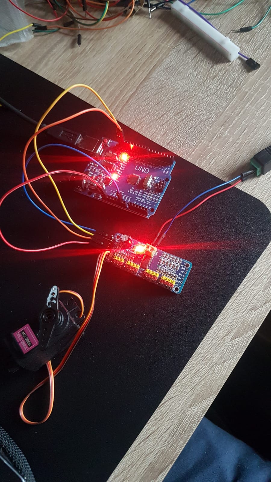 Arduino UNO und PCA9685 - Problem mit externer Spannungsversorgung - Deutsch - Arduino Forum