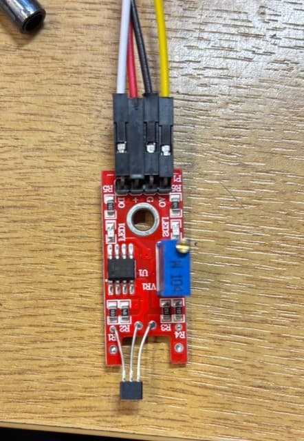 Absolute beginner HELP ! - Programming - Arduino Forum