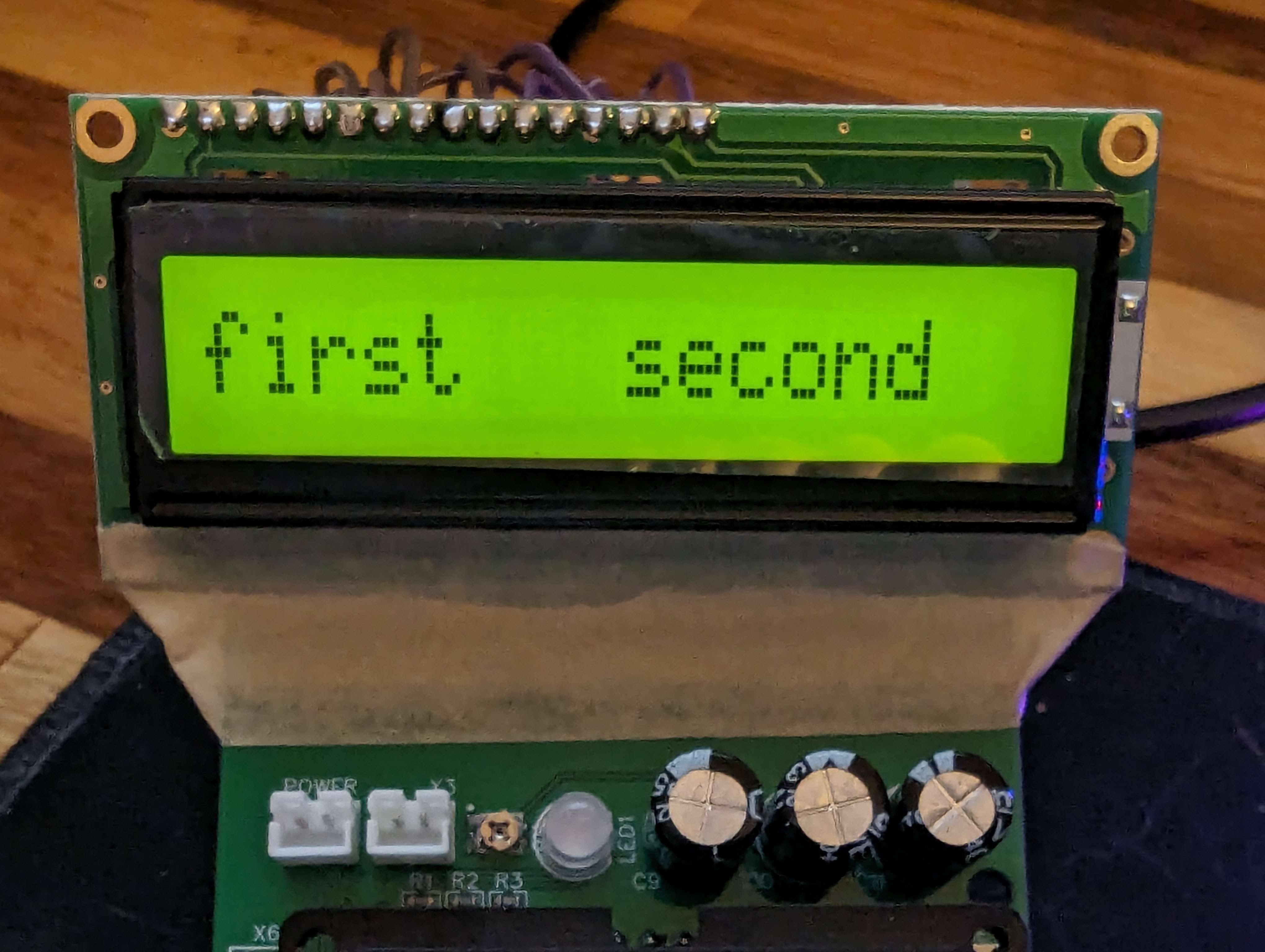 16x1 Lcd Second Half Not Displaying Tried The Usual Solutions