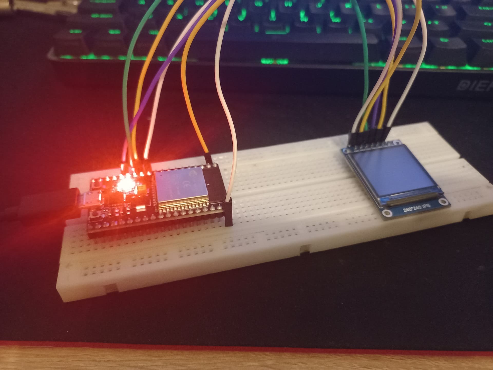 ST7789 OLED Gray screen problem - Displays - Arduino Forum