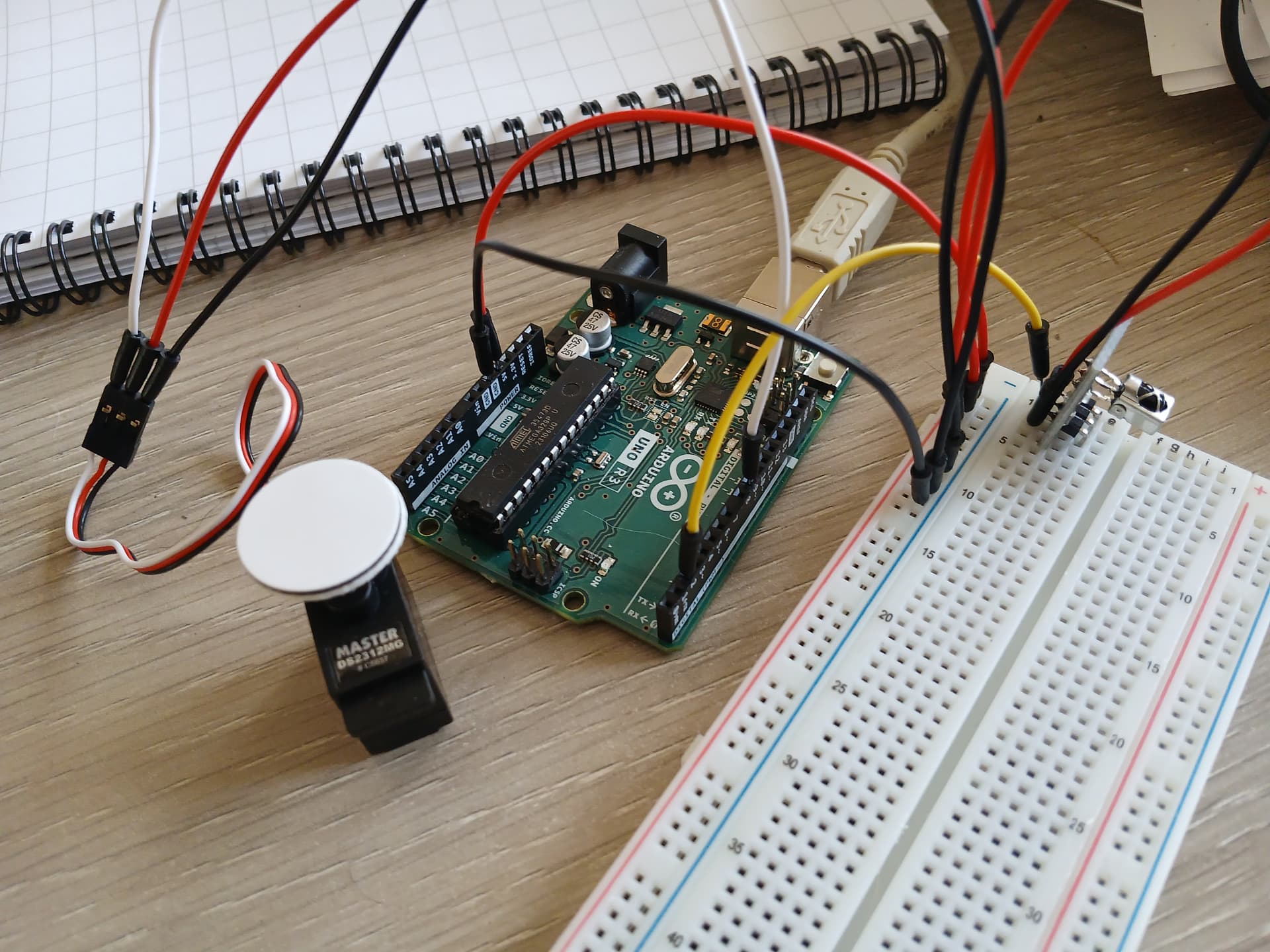 Contrôle d'un servo avec Ir - Français - Arduino Forum