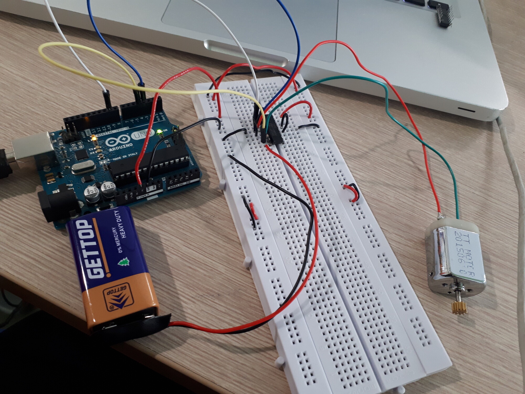 Control DC motor using L293D IC - Programming - Arduino Forum