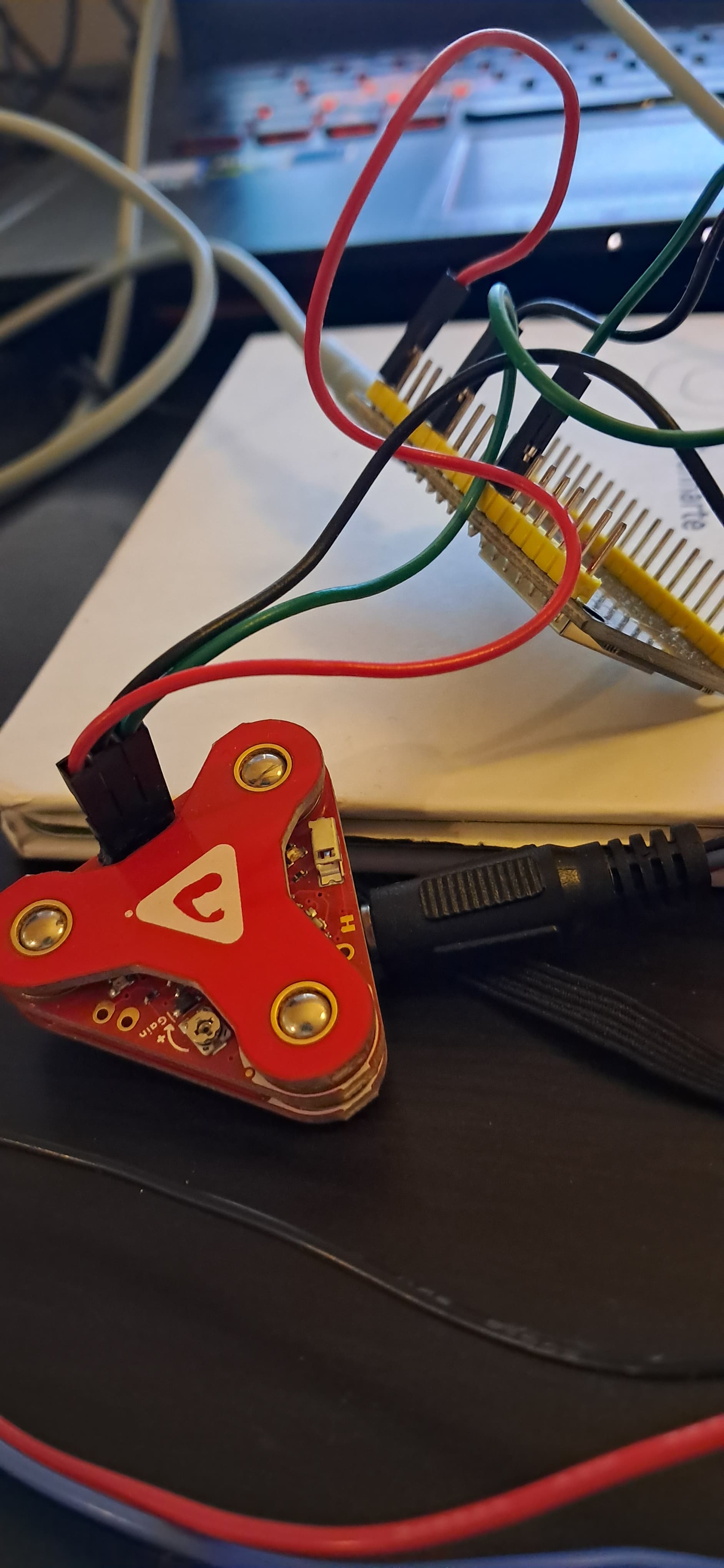 Issue ESP 32 + isolator adafruit - 3rd Party Boards - Arduino Forum