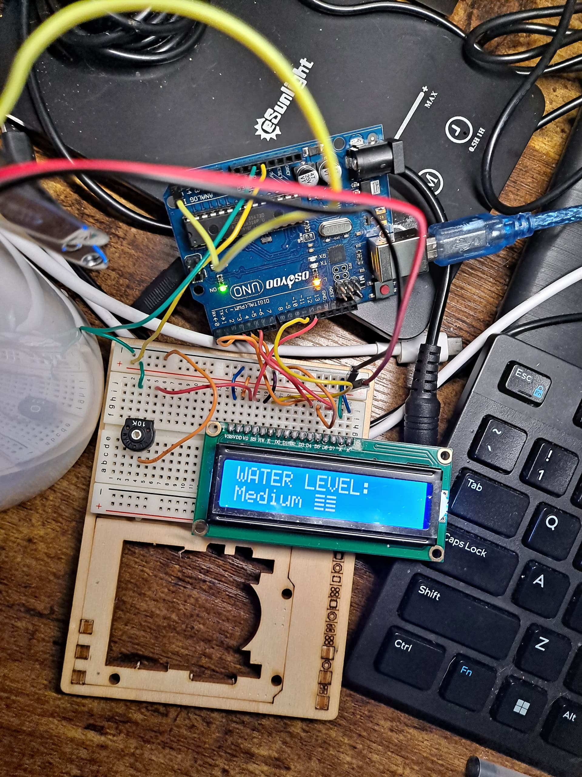 Water level sensor, no signs of life, bread board powered ...