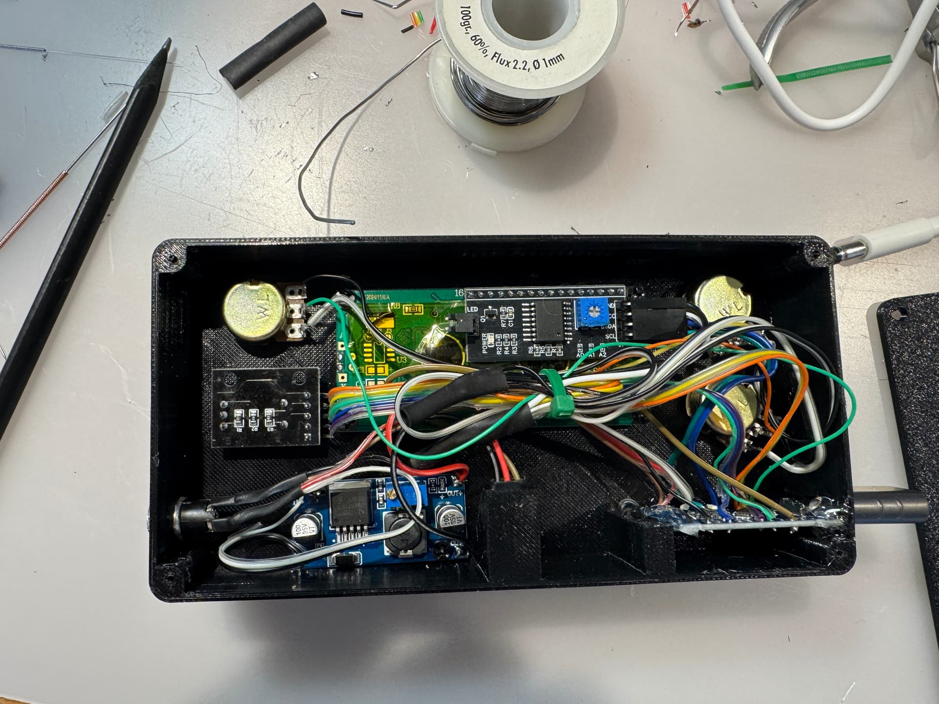 Sketch für Servo mit 3 Potis,Drehgeber & LCD; Verbesserungsvorschläge ...