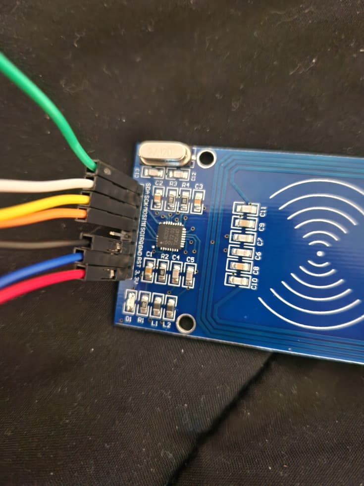 Circuit stops working with breadboard - Programming - Arduino Forum