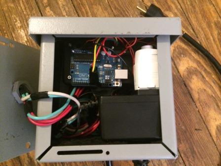 Variable delay traffic light control box - Showcase - Arduino Forum