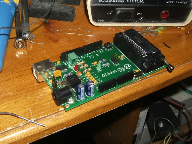 Manually Initializing a LCD (HD77840) - Troubleshooting - Arduino Forum