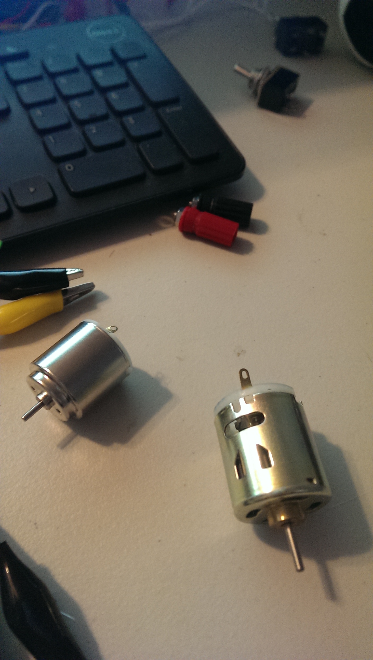 First robot--motor to wheel help - General Guidance - Arduino Forum