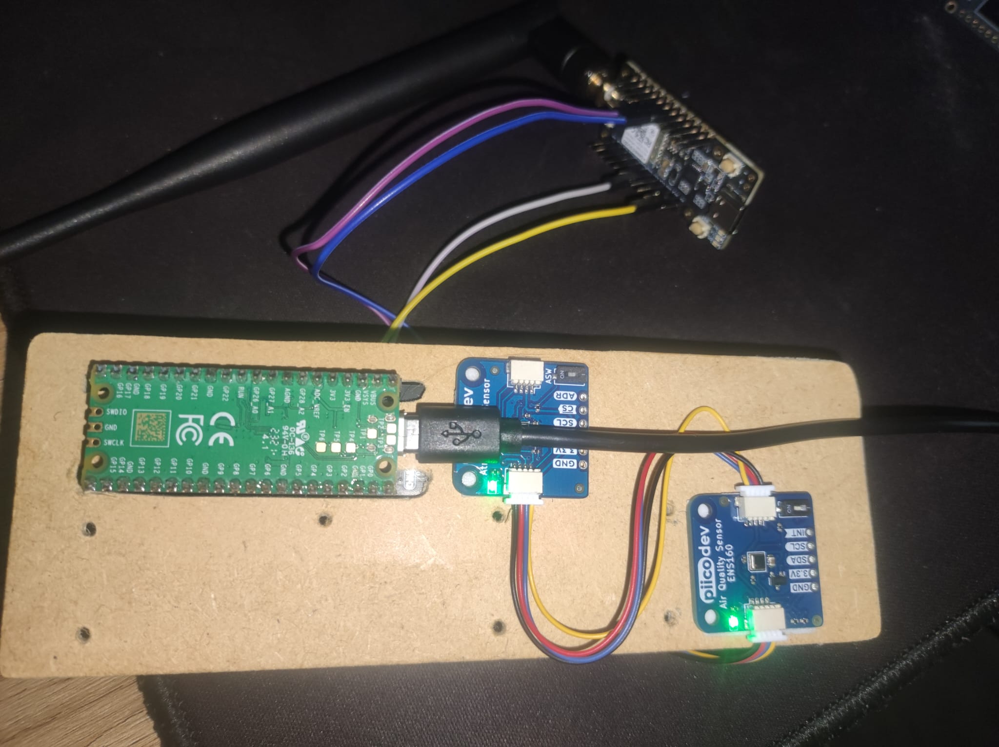 Help with Direct P2P Communication Between LoRa-E5 LE Mini and LilyGO T3 V1.6.1 (No Gateway ...