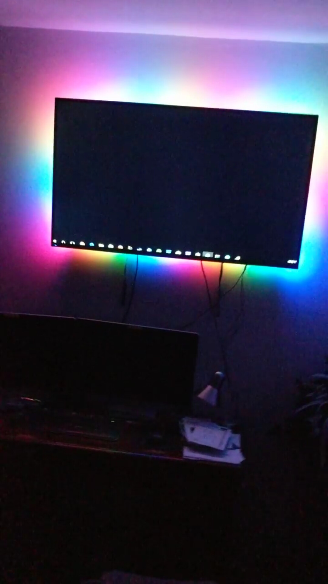 LEDs will not light up on their own - Page 2 - LEDs and Multiplexing - Arduino Forum