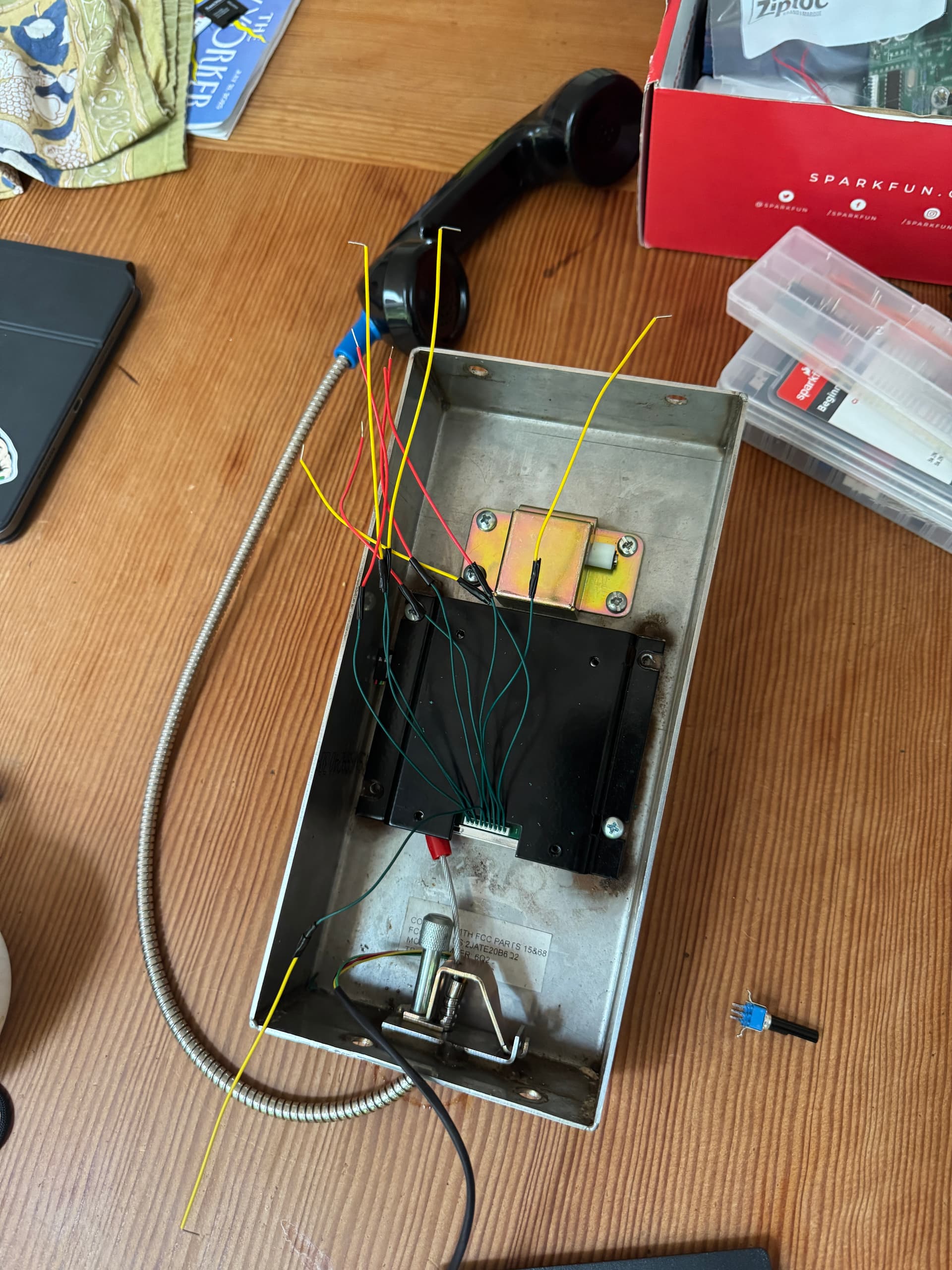Creating a phone that uses MKR Zero to output multiple audio files ...