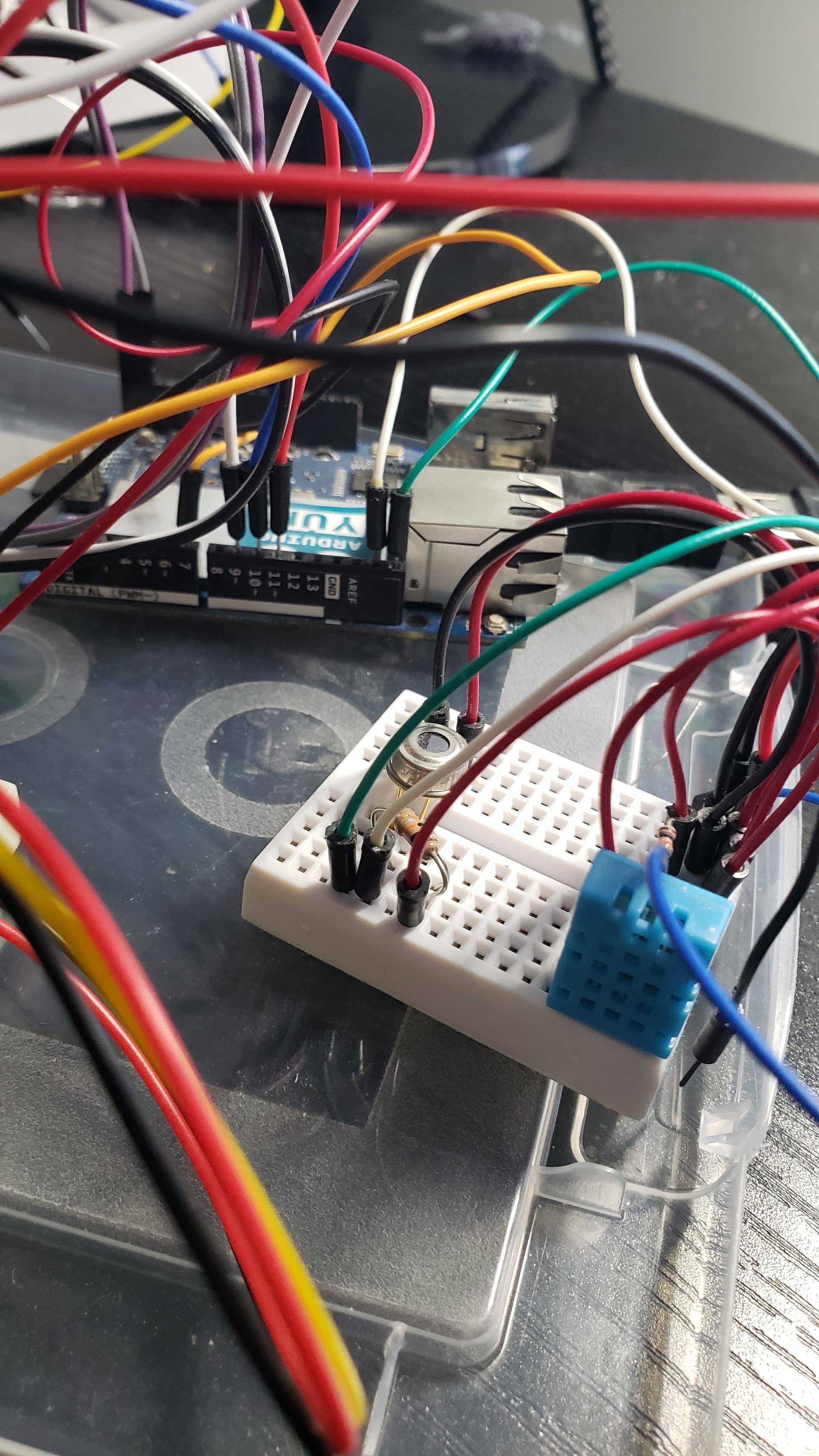 Interfacing i2c lcd and mlx90614 with arduino yun A4 and A5 pins - Yún ...