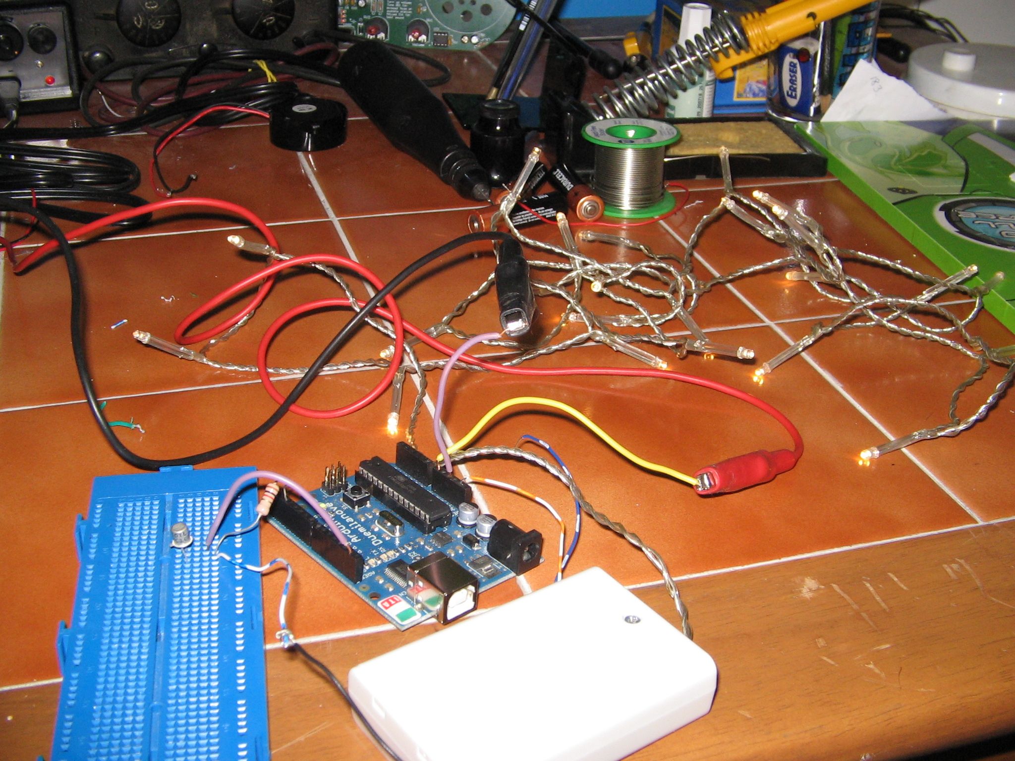 {annoying} Christmas lights - Exhibition - Arduino Forum