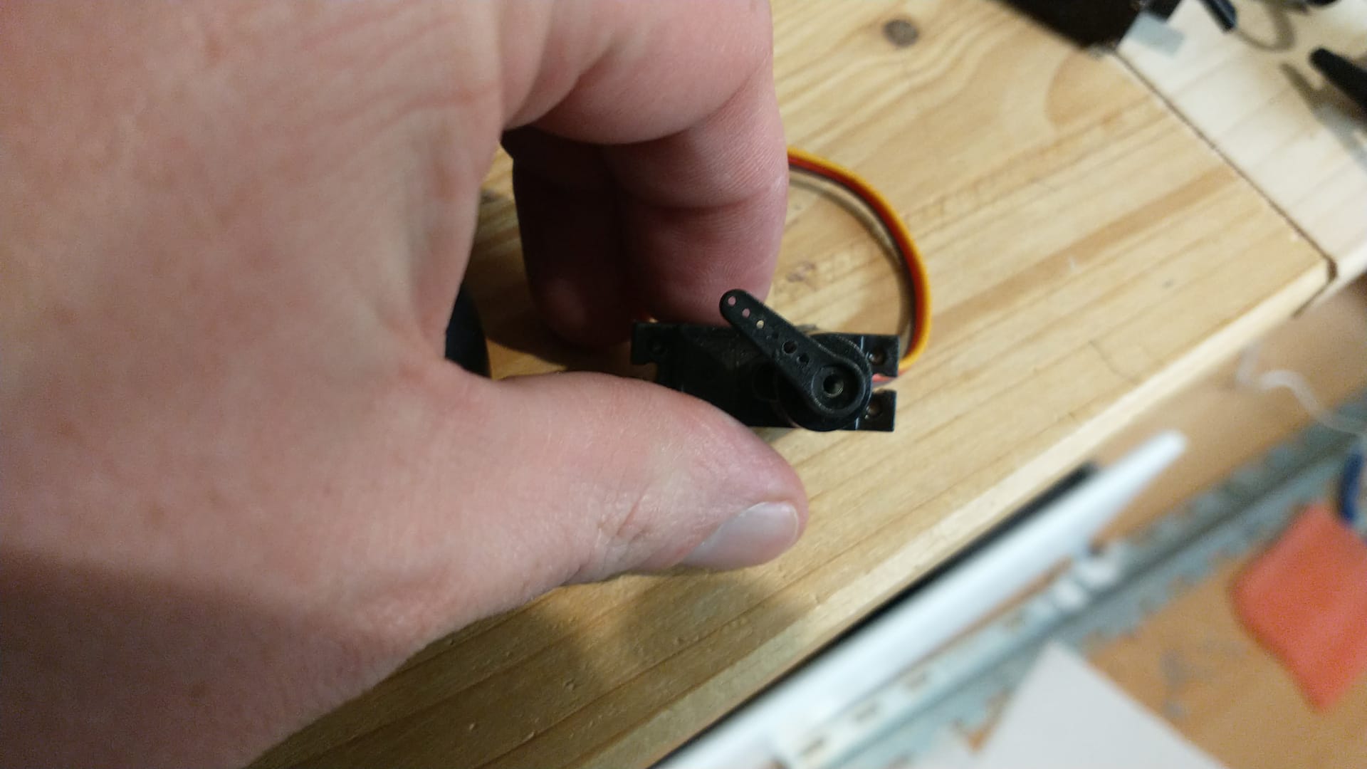 servo.writeMicroseconds() does not seem to yield correct results - General Guidance - Arduino Forum