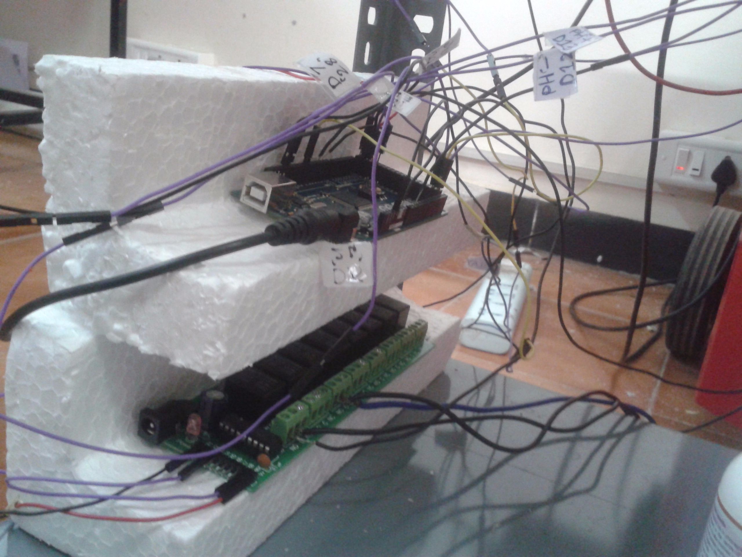 Lcd Displaying Garbled Text When Loop Runs For The Second Time Please Help Displays Arduino