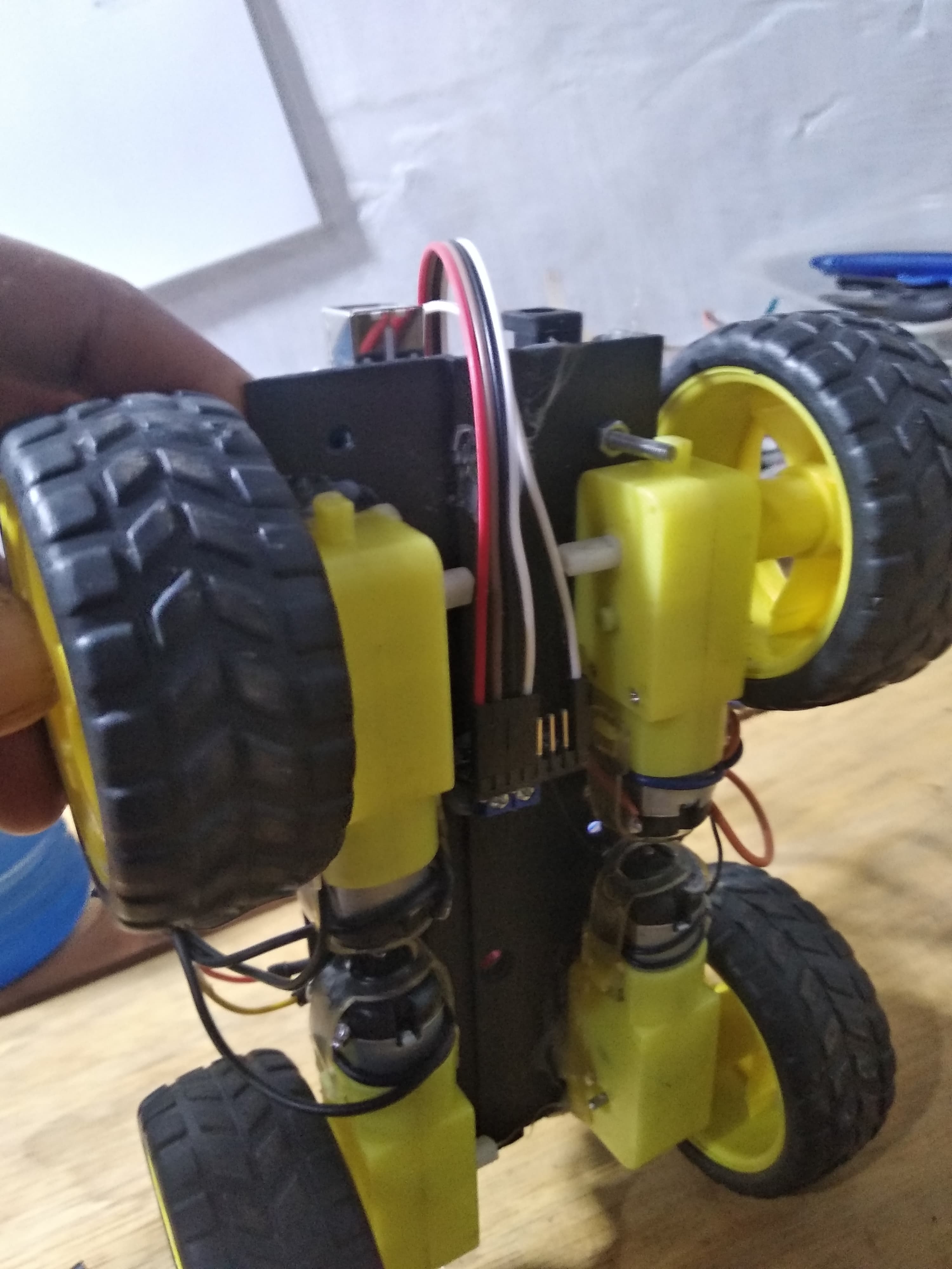 How bluetooth control self-balancing robot - General Guidance - Arduino ...