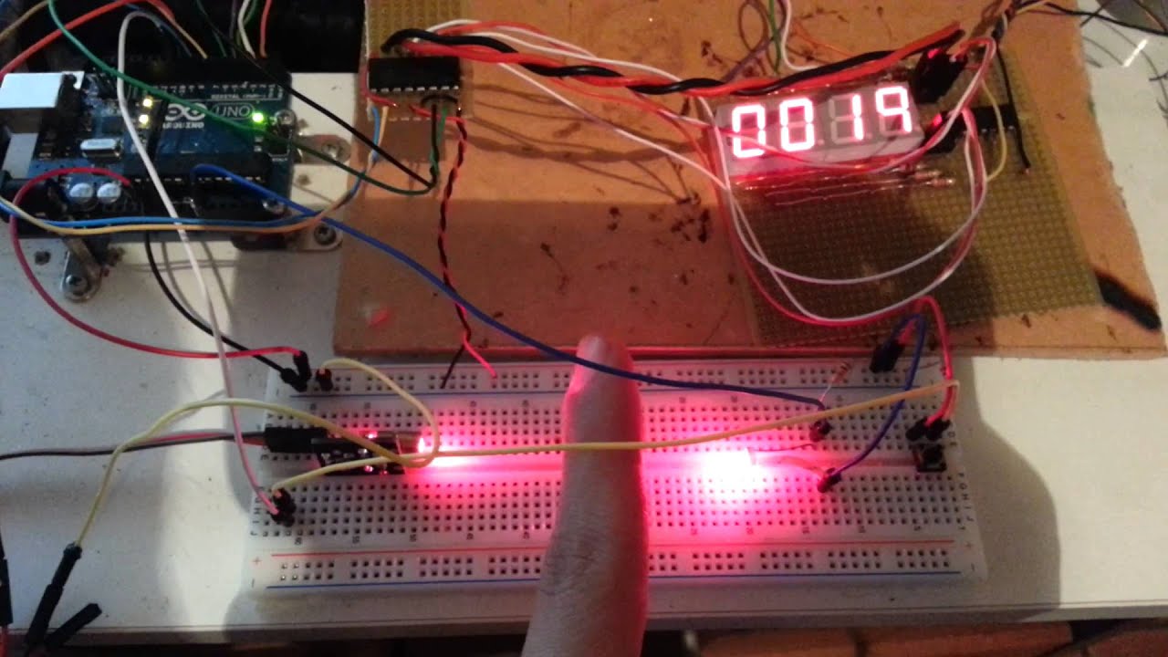 SOLUCIONADO Problema contador barrera laser - Software - Arduino Forum