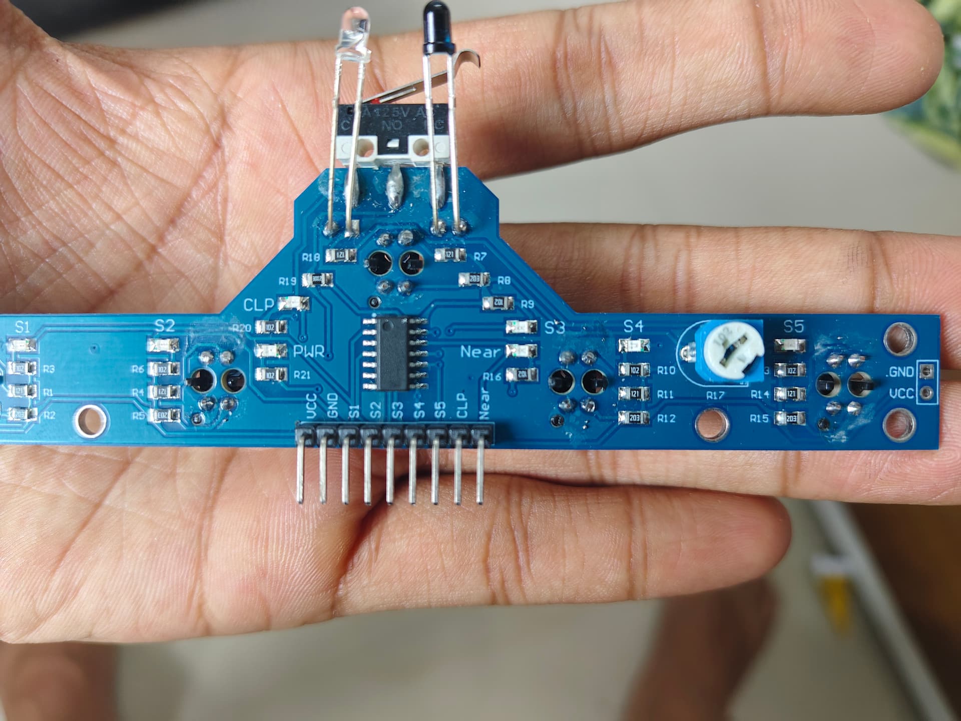 How to calibrate bfd1000 or ctrt5000 and use with esp32 for line detection - Sensors - Arduino Forum
