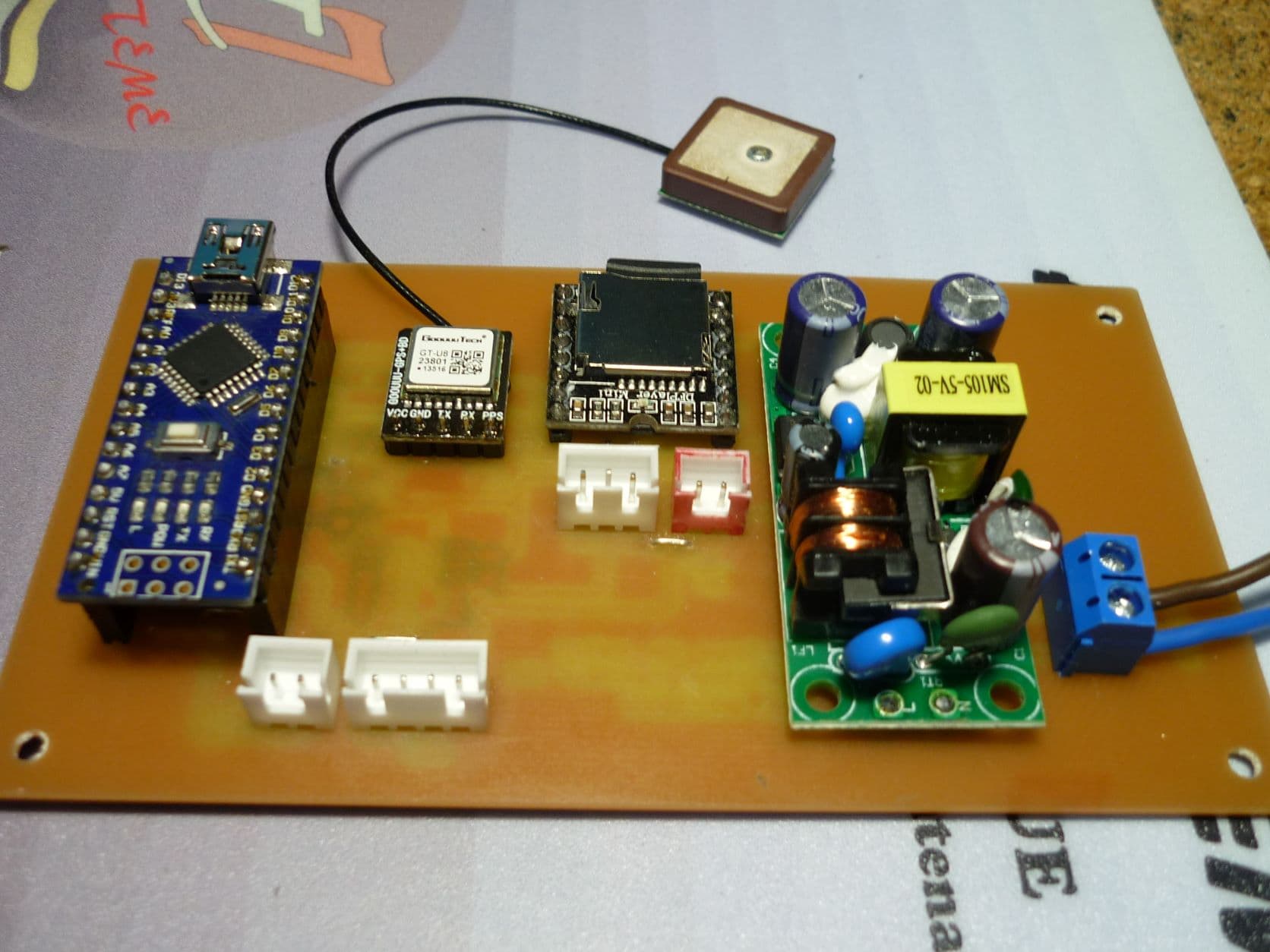 Horloge TrÈs Précise Pilotée Par Gps Avec Arduino Nano Page 2 Réalisations Et Projets Finis 