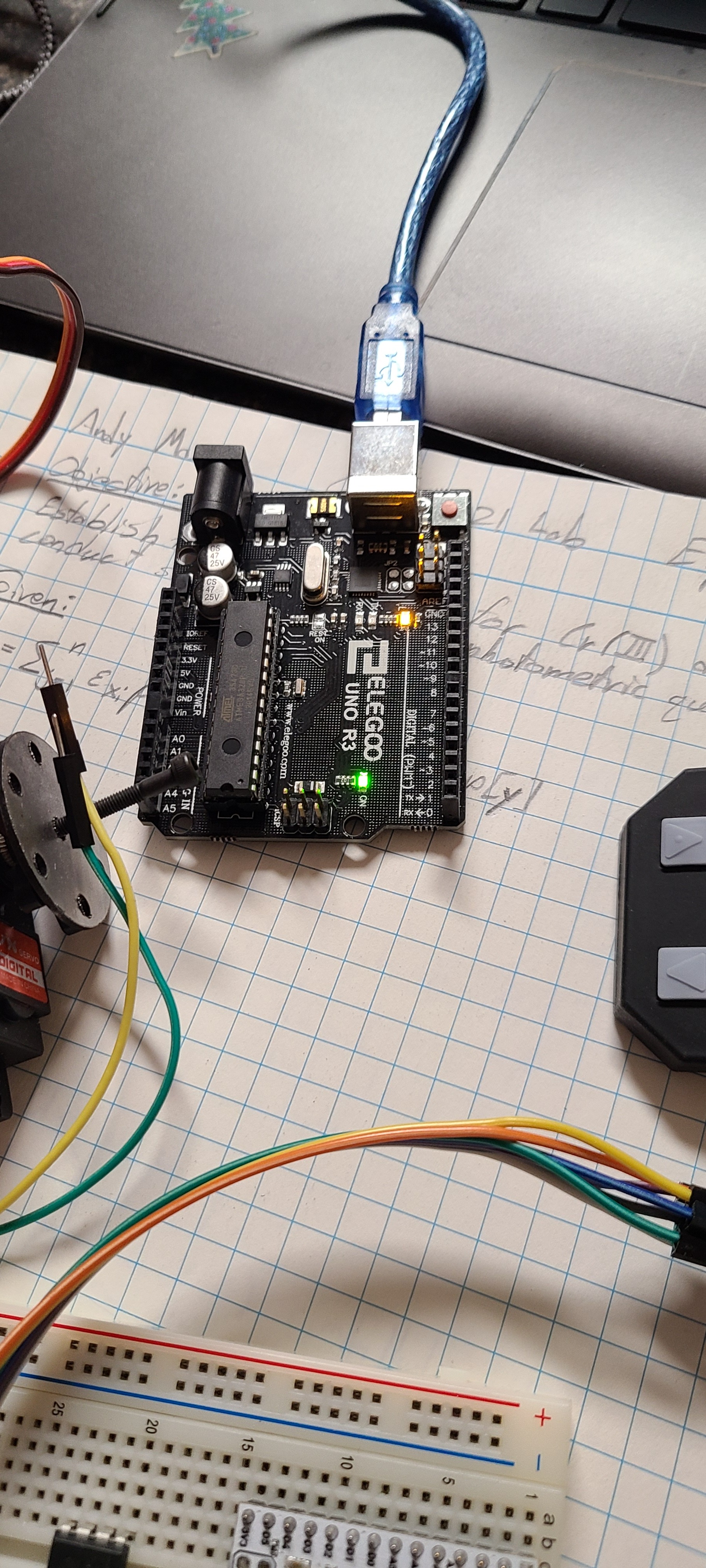 How to hook up 7-pin DIN cable for toggle switch to control servo motor ...