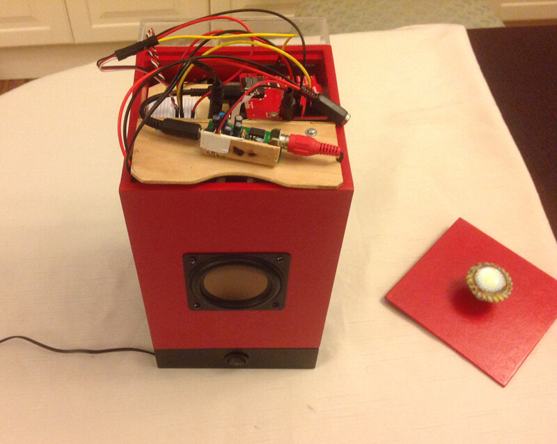 Problem with 9V power supply to Arduino Uno, MP3 shield, servo motor ...