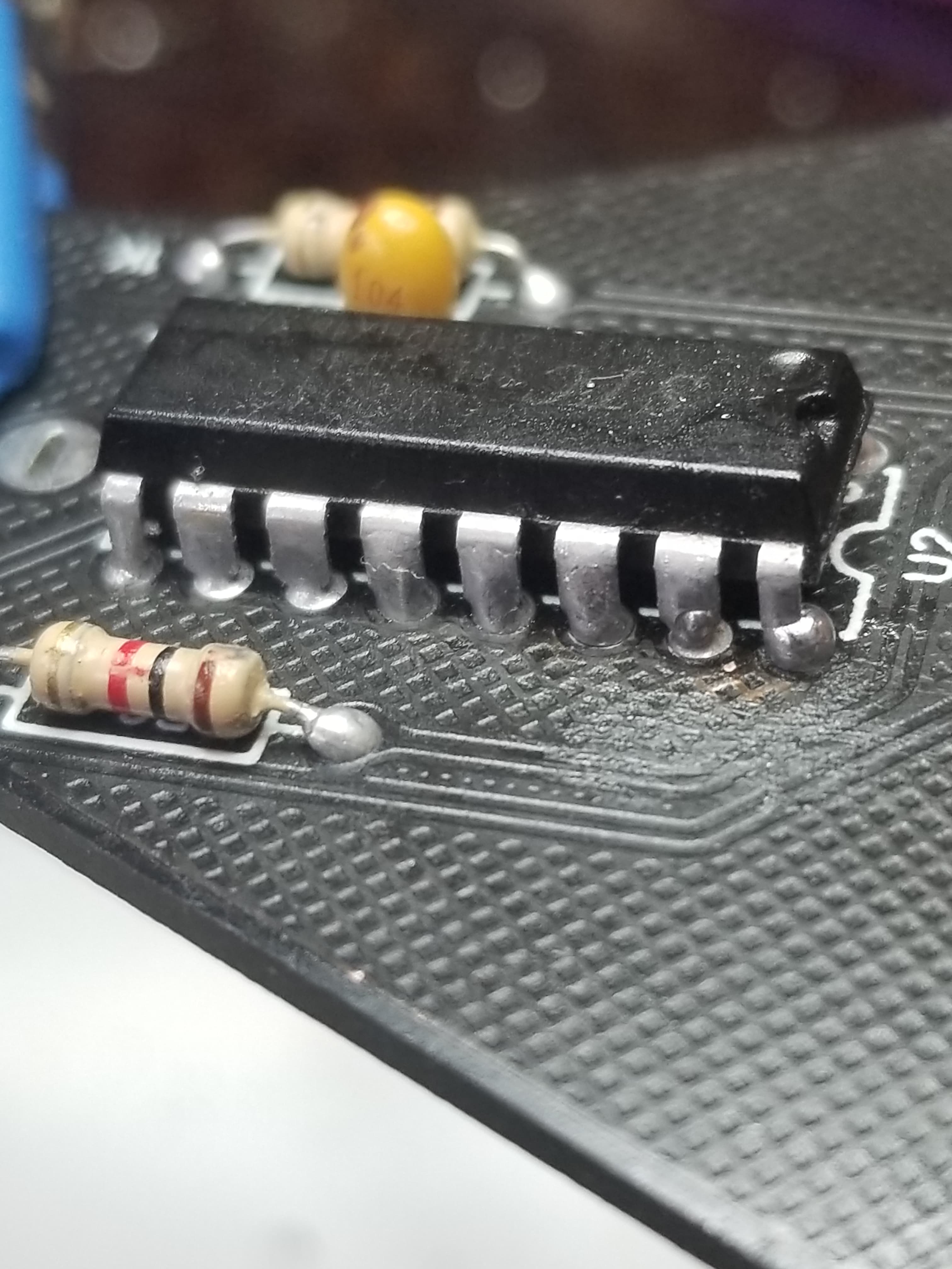 Did i brick this IC? - General Electronics - Arduino Forum