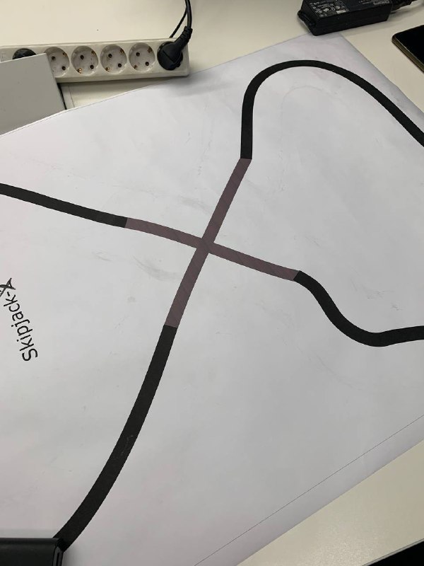 Arduino Boe Bot To Follow Black Line That Switches To Grey Sensors