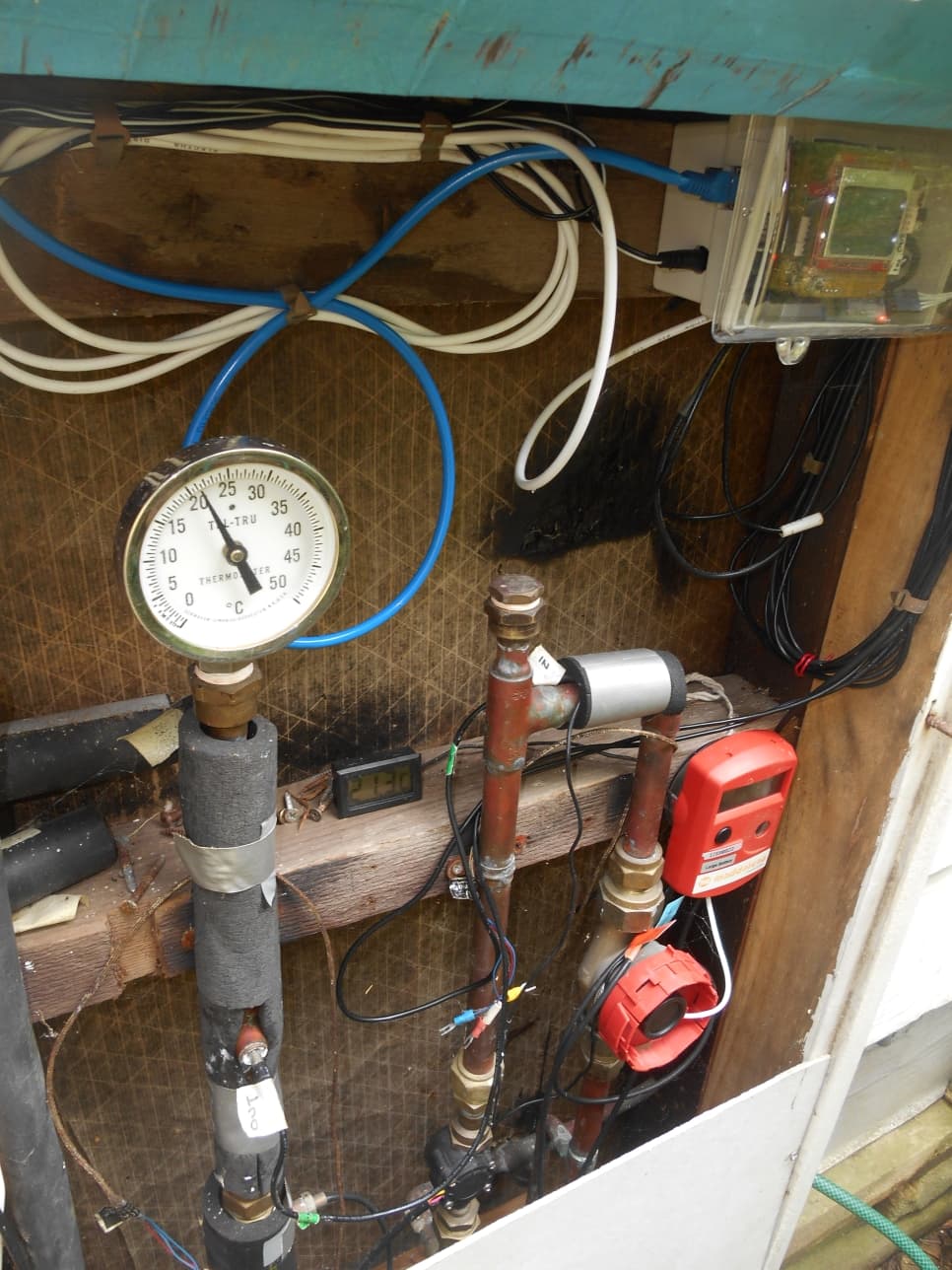 One wire DS18B20 reading +85°C, then -127°C and Arduino hanging up completely - Page 10 ...