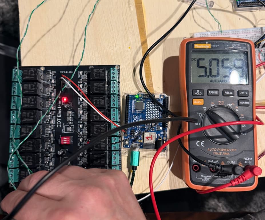 PCF8575 - Chain - No Communication - General Guidance - Arduino Forum