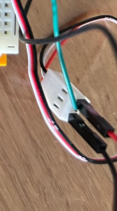 Arduino UNO R3 board turning off when i plug the 5V pin in (Fixed, thanks guys) - General ...