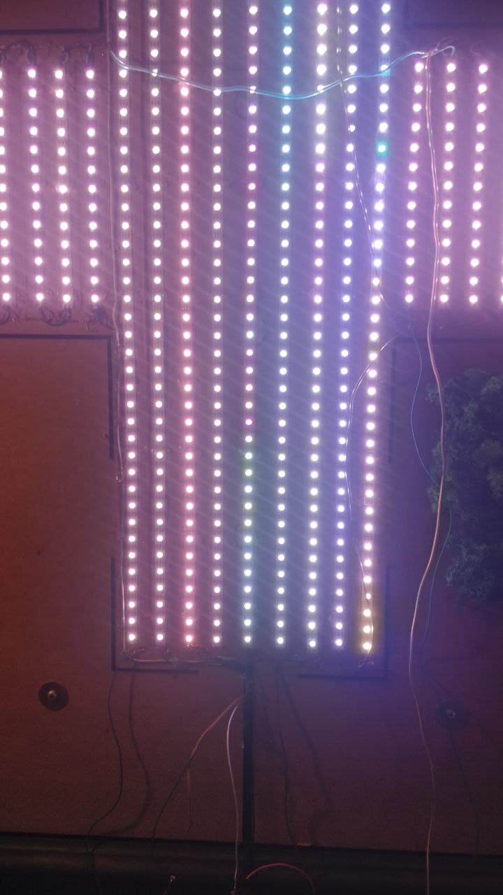 Multiple power supplies LED strip color flickering issue - LEDs and ...