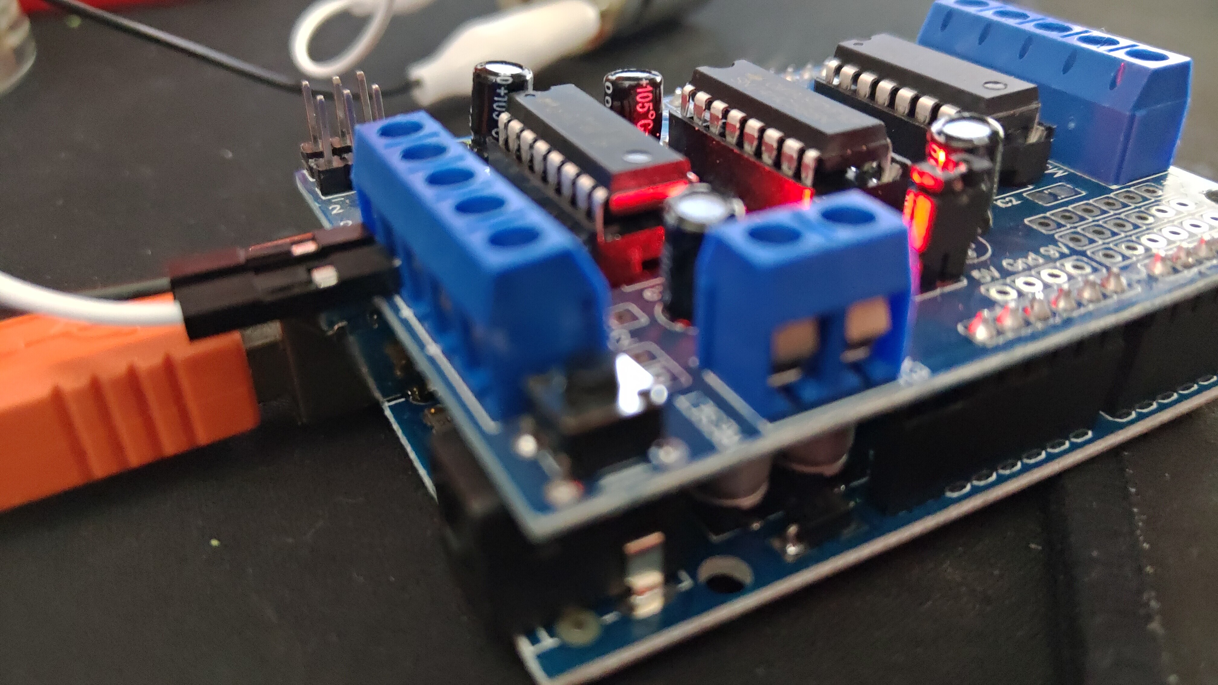 Beginner help for motor with uno - Programming - Arduino Forum